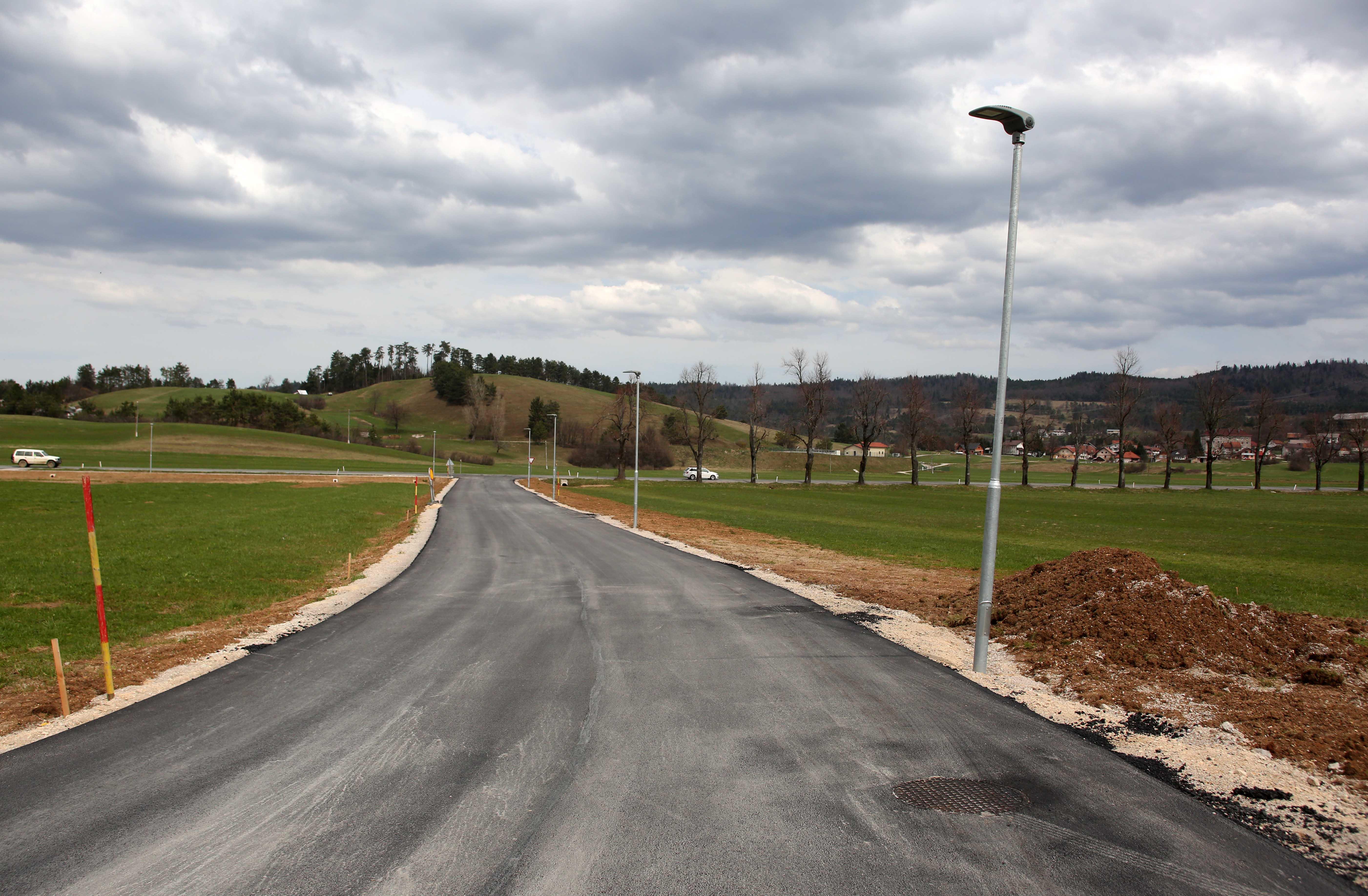 Projekt " Izgradnja pločnika, kanalizacije in rekonstrukcija vodovoda ...